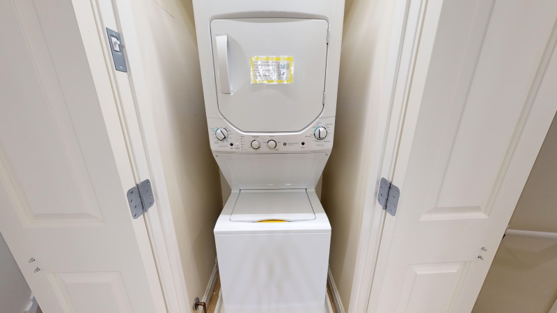 818 South Forest Unit A | Quality Student Housing