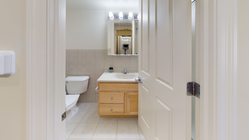 818 South Forest Unit A | Quality Student Housing